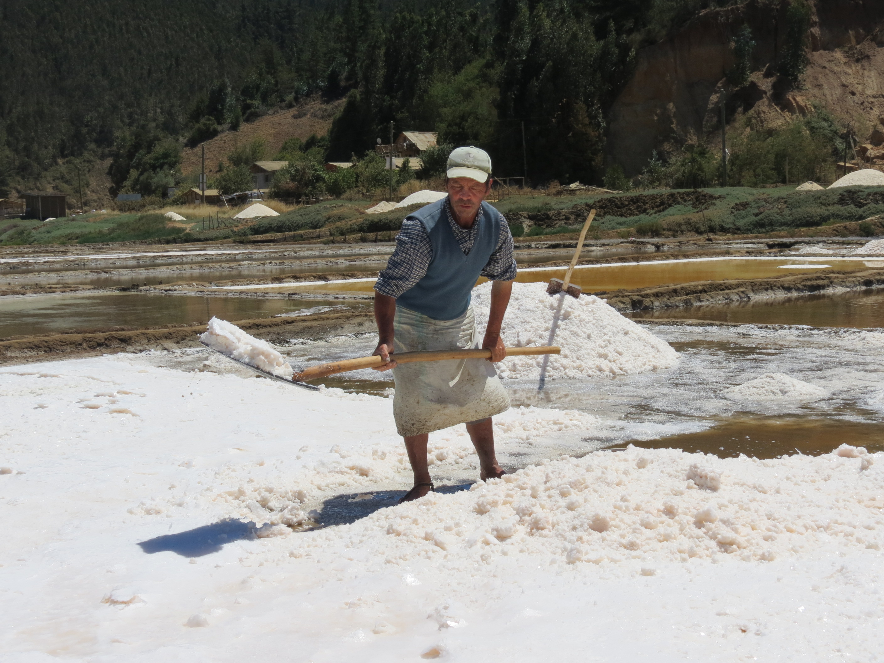 Autoridades informaron a salineros reactivación del convenio con Codelco