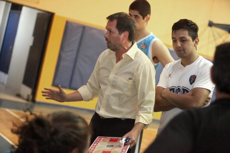 Básquetbol: DT Jaime Castillo volverá a dirigir a Tinguiririca San Fernando