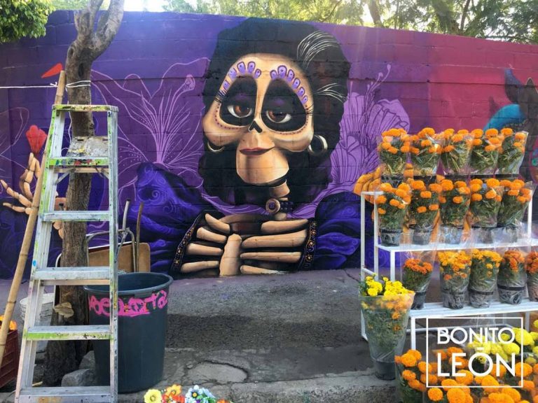 [Viral] Artistas pintan murales de Coco en cementerio mexicano y el ...